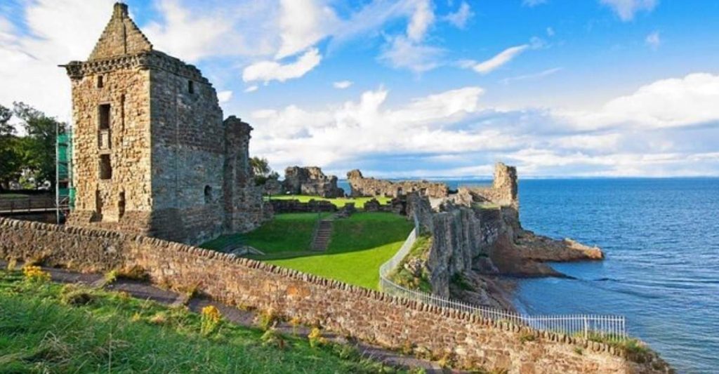 Scottish Castles You Have to Visit - Blog UTK