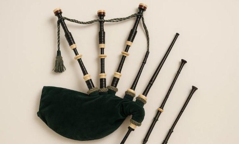 Bagpipe Caring Tips: Maintenance & Storage Techniques - Blog UTK